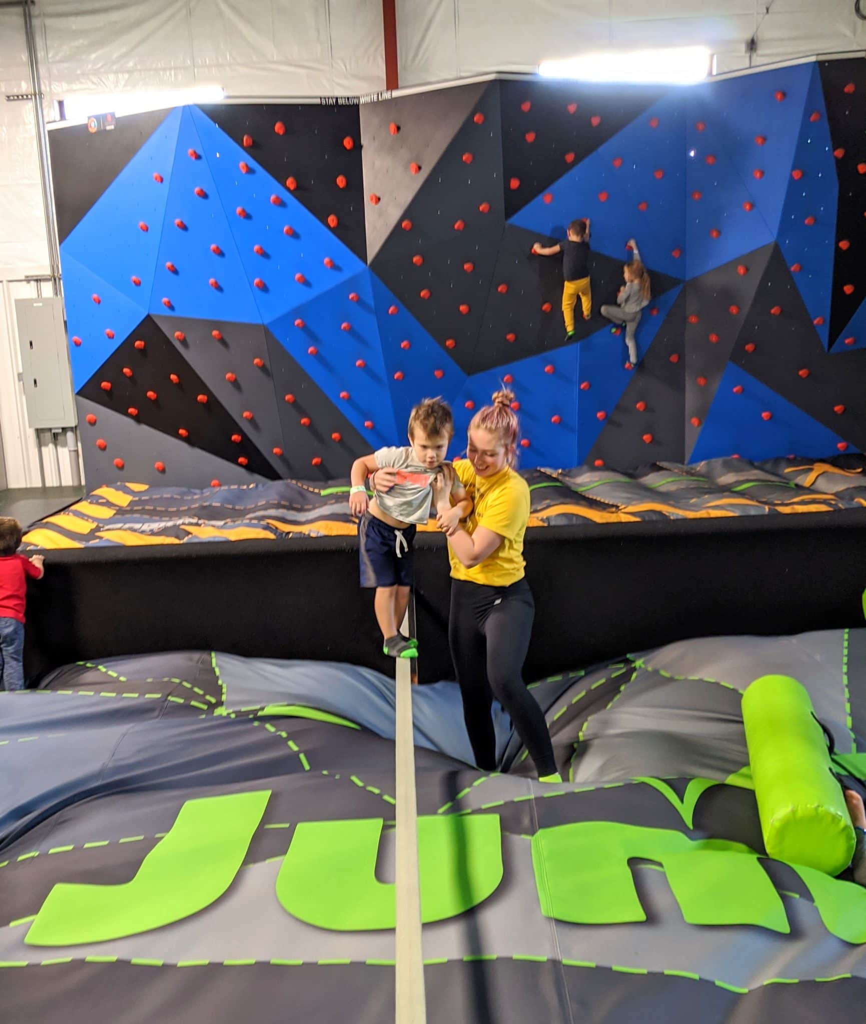 10 Wonderful Winter Activities in Bozeman with kids - Two Little Pandas